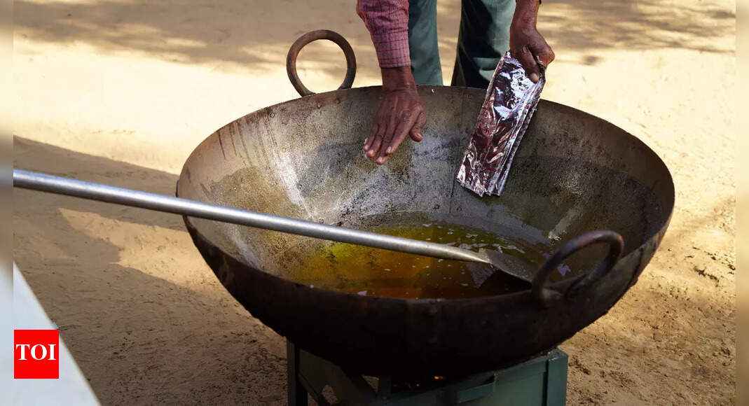 Oil purity test: Adulterated mustard oil seized in Ghaziabad: How to ...