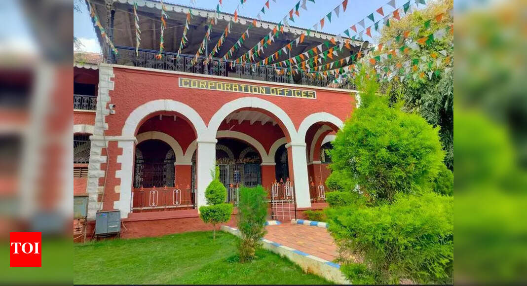 HC stays reservation for HDMC mayor’s post | Hubballi News - Times of India