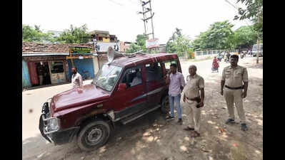 Cops arrest 41, seize bomb raw materials | Kolkata News - Times of India