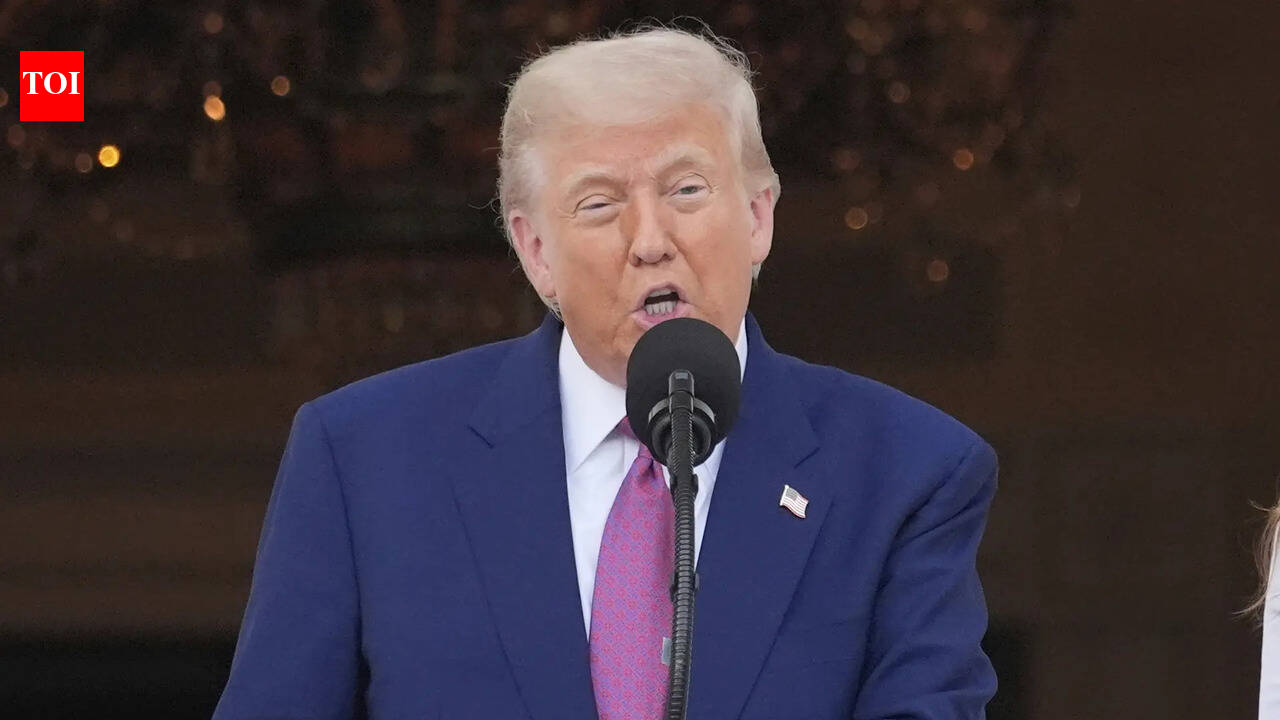 ‘Just do it, before it’s too late’: Trump issues chilling warning to ...
