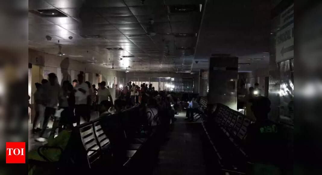 Outages, low water supply now hit Noida district hospital | Noida News ...