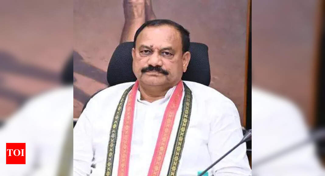 TPCC president Mahesh Goud says BRS tapped 650 leaders’ phones, gives ...