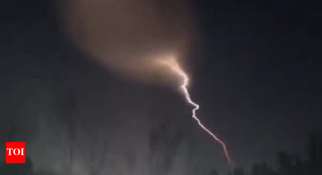 Solid-fuel tech, long range: Iran fires Sejjil missile at Israel - how ...