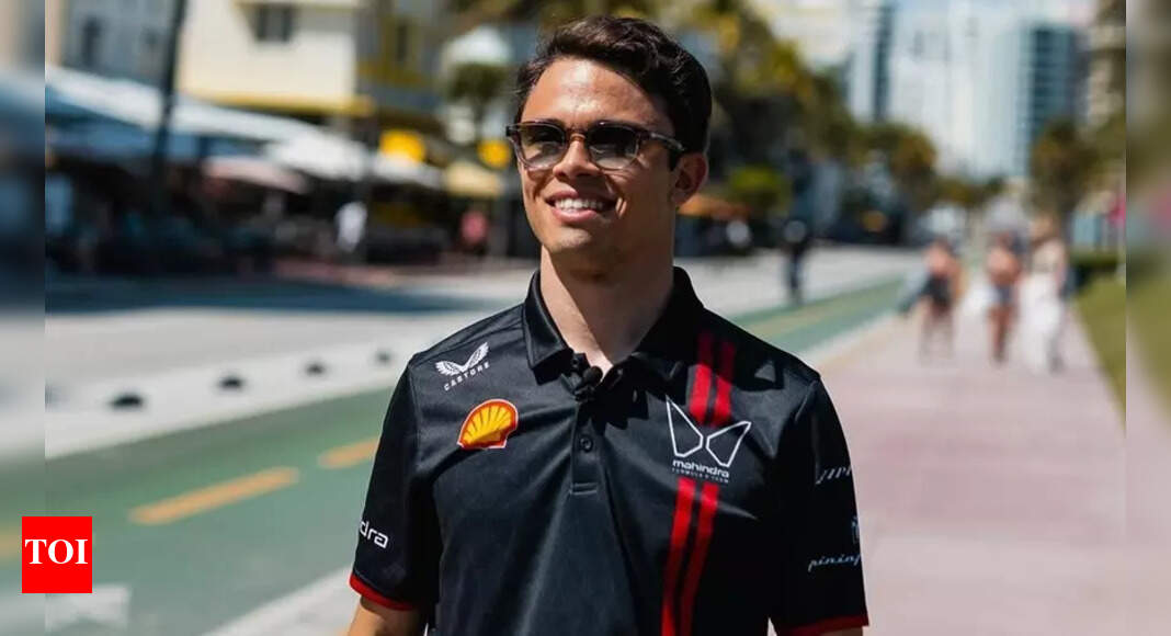 Nyck De Vries collides with Jake Dennis at Jakarta E-Prix, fans compare ...