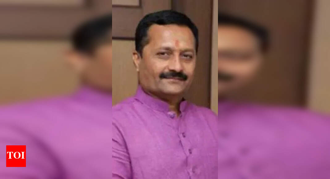 Kasba Peth MLA reaches out to Gadkari for assistance for underpass ...