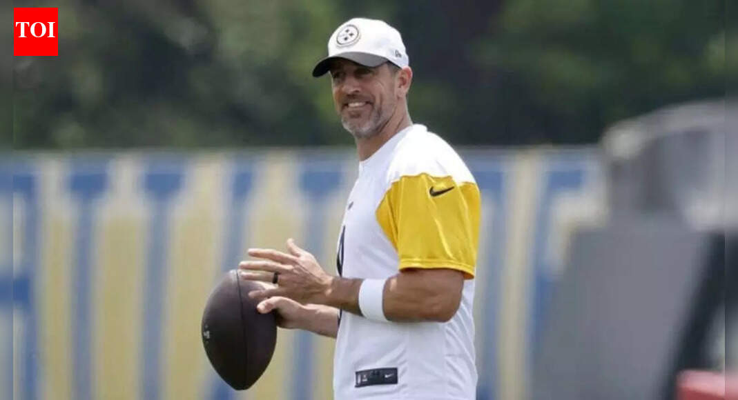 Aaron Rodgers hints at quiet exit leaving fans shocked over Pittsburgh ...