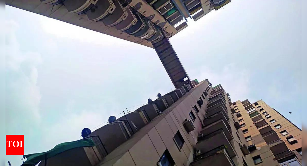 Faridabad Bridge Collapse: Rusted bridge portion between towers ...