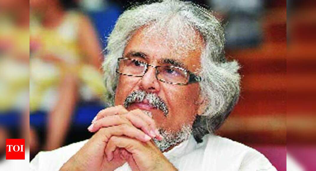 Tushar Shukla spotted alongwith other dance enthusiasts at this do in Ahmedabad | Hindi Movie ...