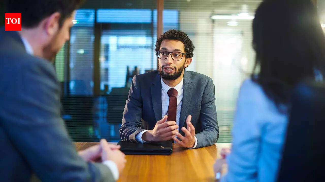 7 simple habits to stand out in interviews (without sounding scripted)