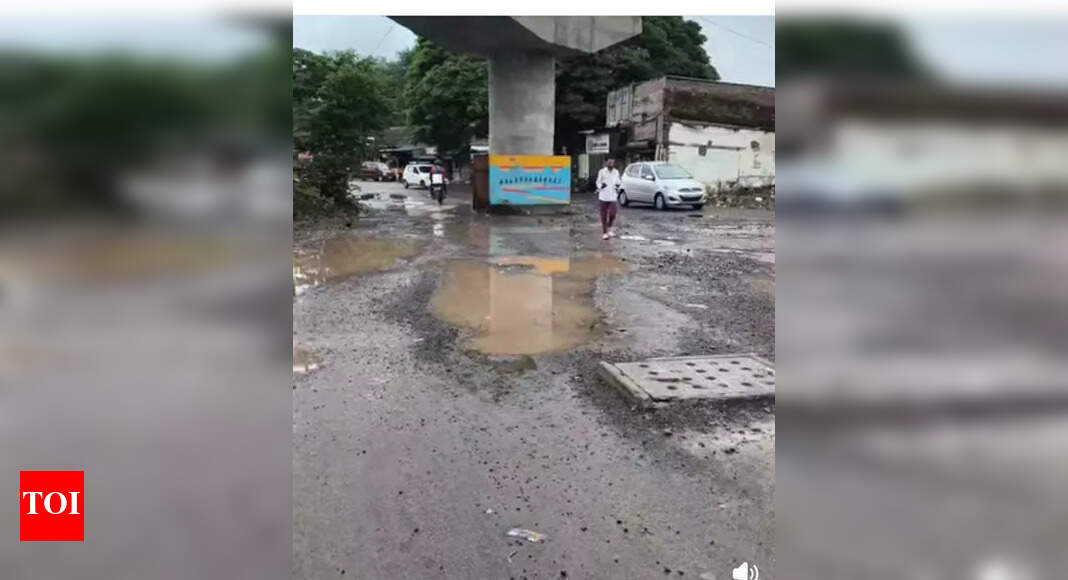 Damaged sewage & stormwater lines cause flooding; Ghorpadi residents ...