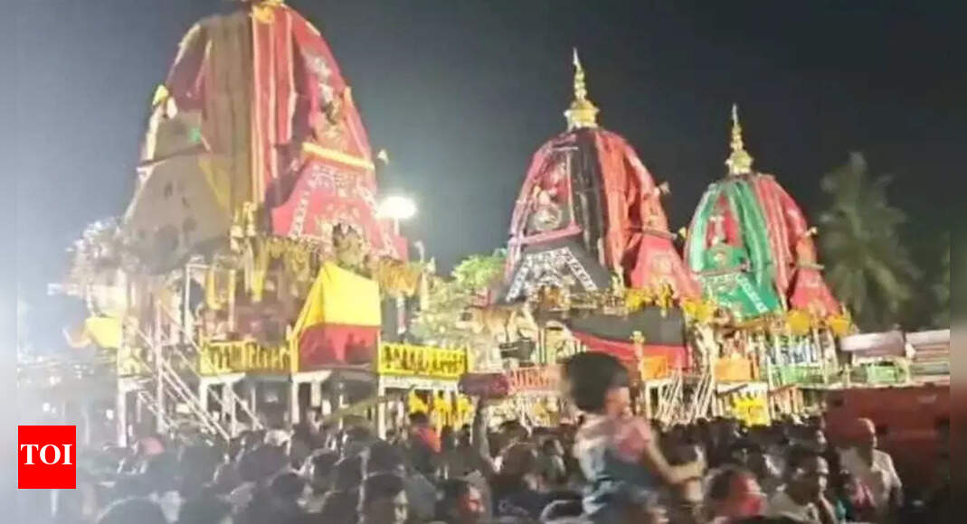 Security lapse in Puri stampede? Crowd swelled as police presence was ...