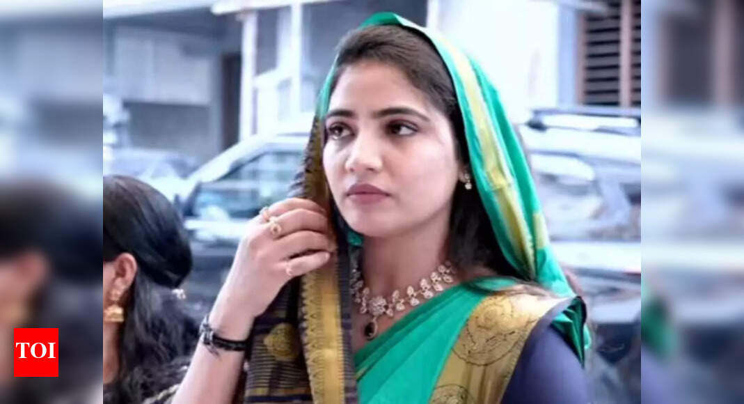 Bigg Boss Tamil fame Anshitha Akbarsha buys her dream home, pens ...