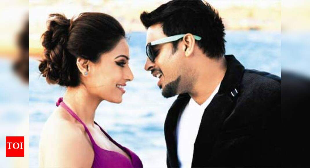 Bollywood's unconventional couples | Hindi Movie News - Times of India