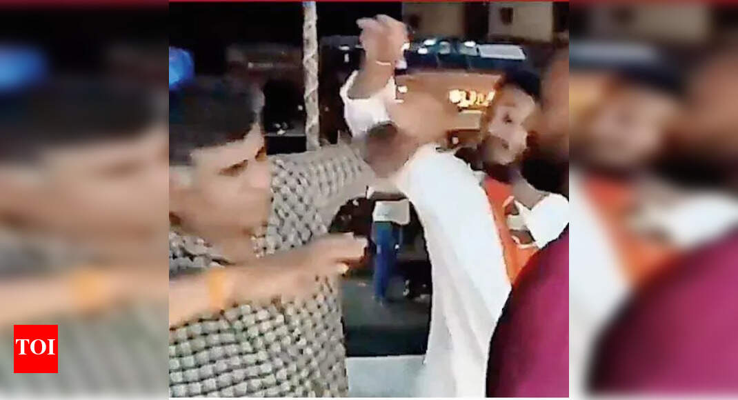 7 MNS workers detained for assault over Marathi let off with cop notice | Mumbai News - Times of ...