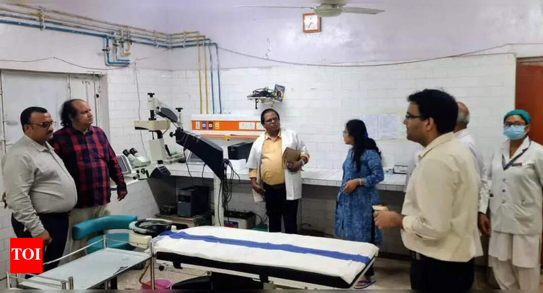 Central team for expanded vision centres, free surgeries | Varanasi ...