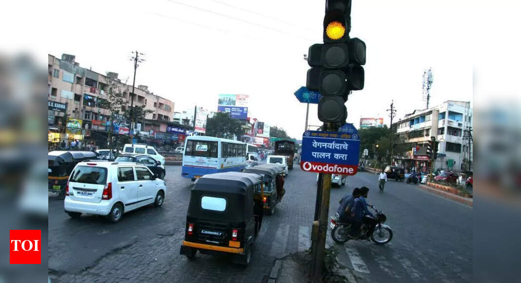 Signal jumping tops traffic violations in Nashik as police crack down ...