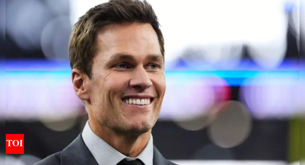 Tom Brady reignited online firestorm for ‘inappropriate’ kiss with son ...