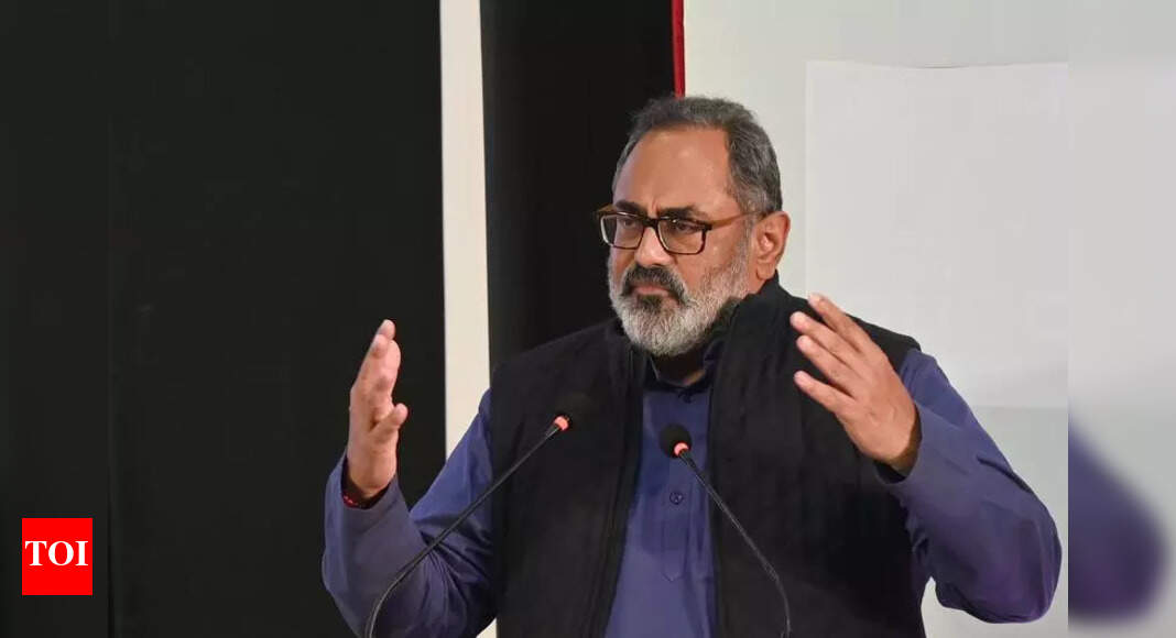 BJP: Veena, Vasavan should stay away until probe is over | Kochi News ...