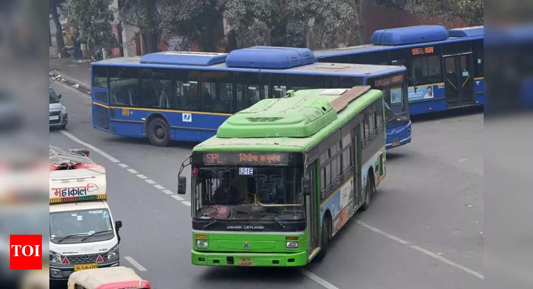 From pink to plastic: Delhi’s buses get Saheli smart card | Delhi News ...