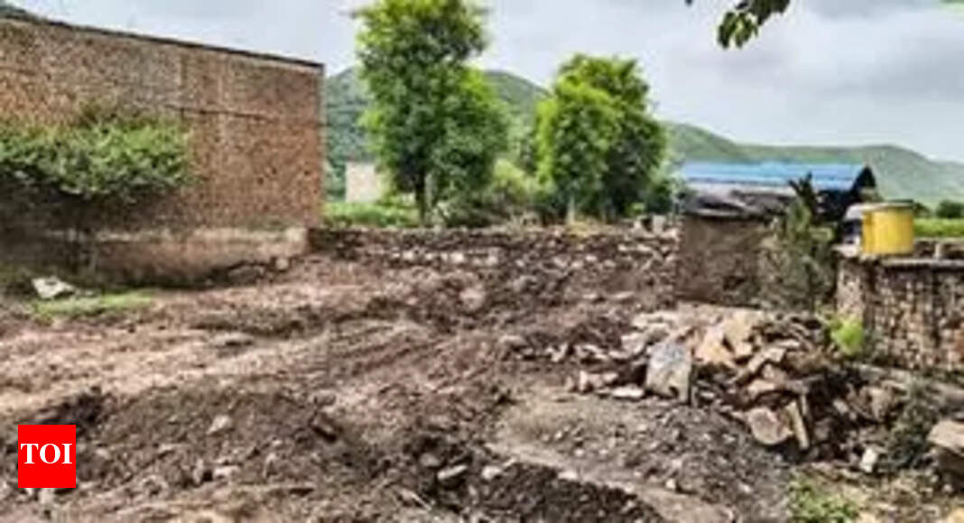 Illegal roads to mining sites blocked, land handed over to farmers in ...