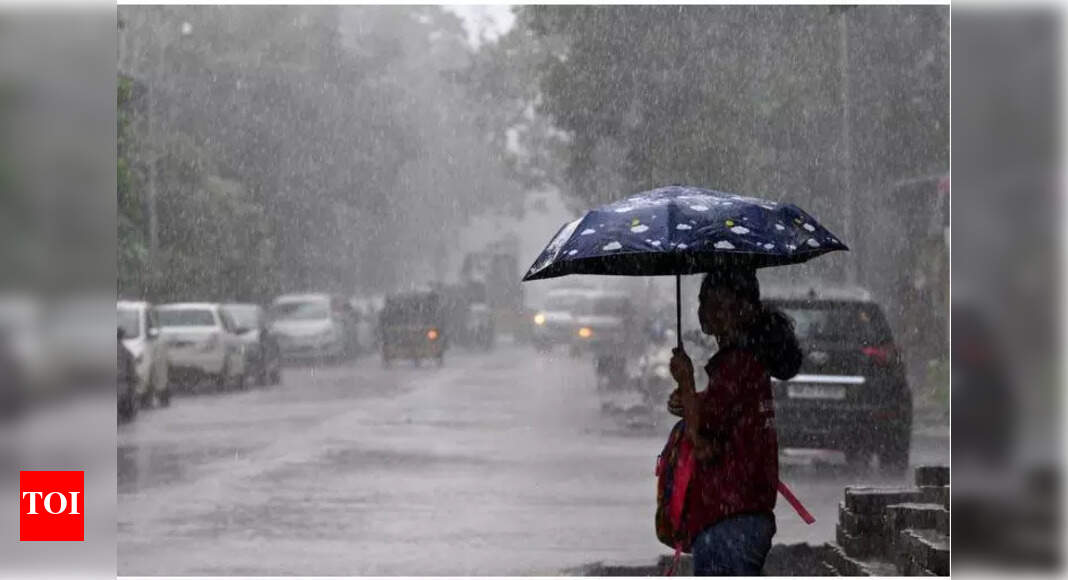 Mumbai weather: Expect moderate temperatures and rain expected today ...