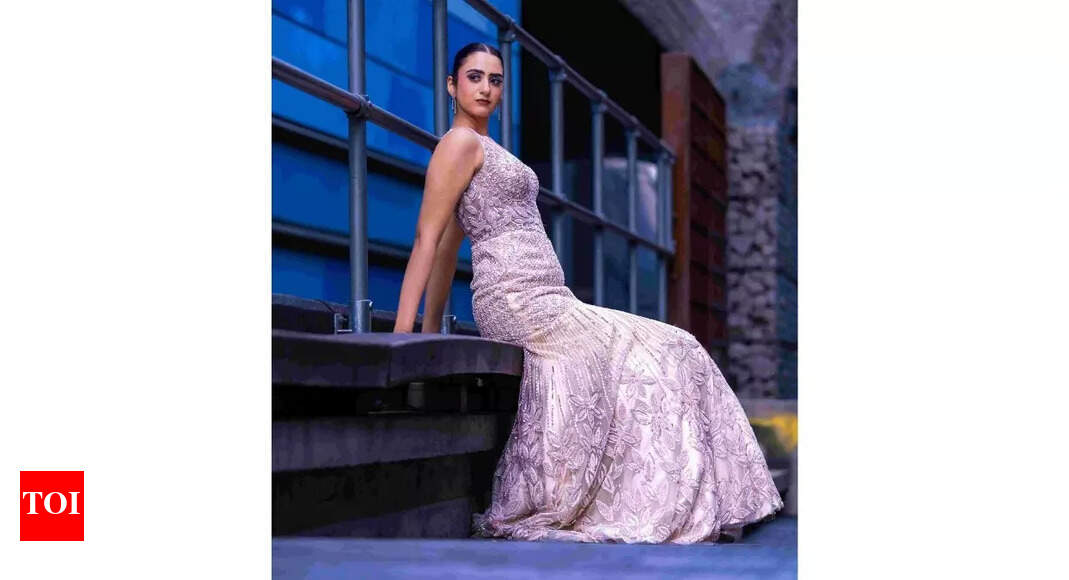 Apurva Chauhan Wins Golden Moment of the Day at Times Fresh Face Season ...