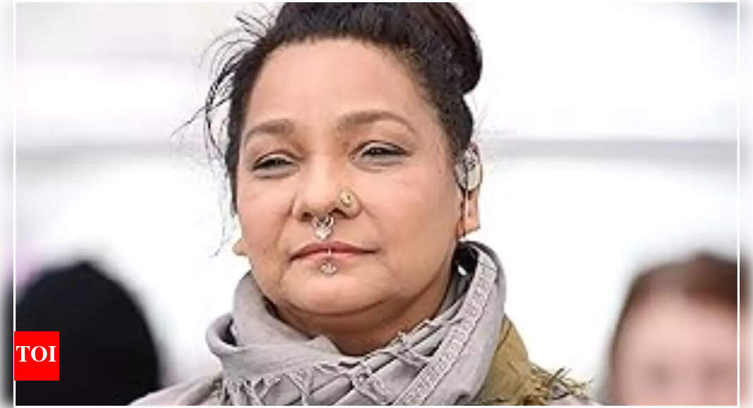 'Panchayat Season 4': Sunita Rajwar faces backlash as Instagram inbox ...