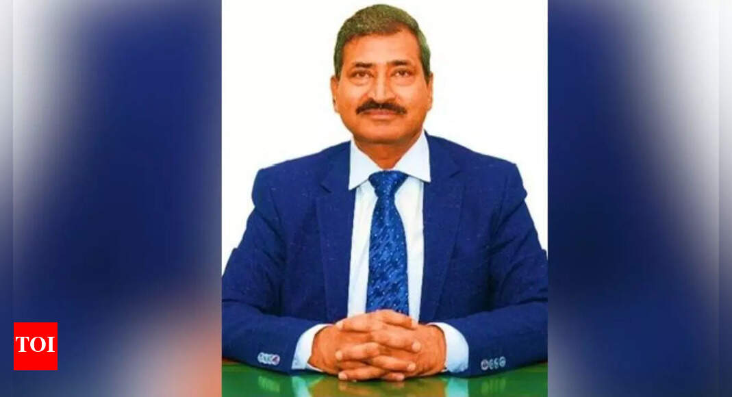 Vivek Kumar Gupta takes charge as Western Railway’s new General Manager ...