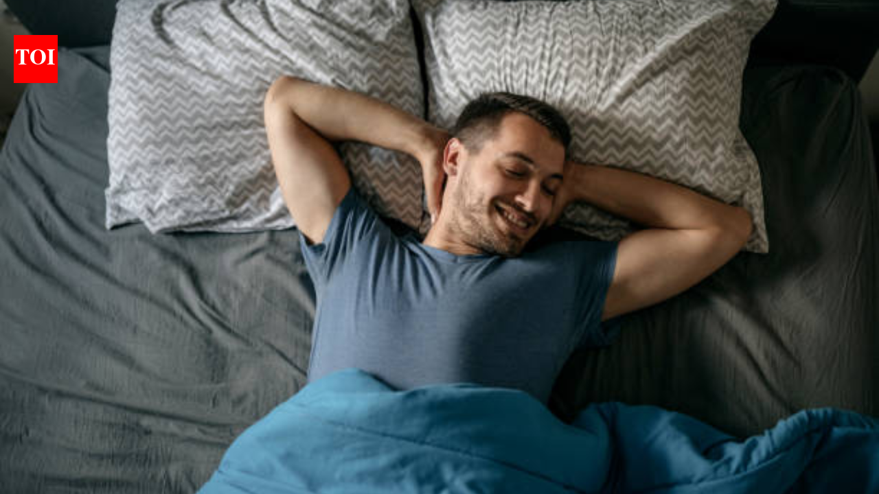 Viral post breaks down why 7 hours of sleep feels different in Japan vs ...