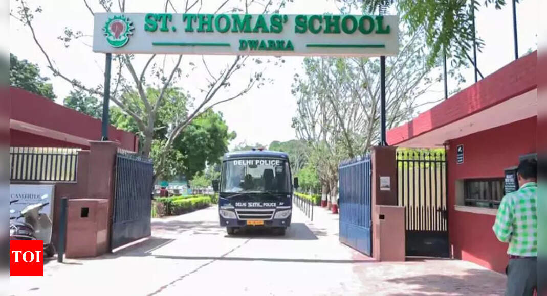 Now, St Stephen’s College, Dwarka school get bomb hoax emails | Delhi ...