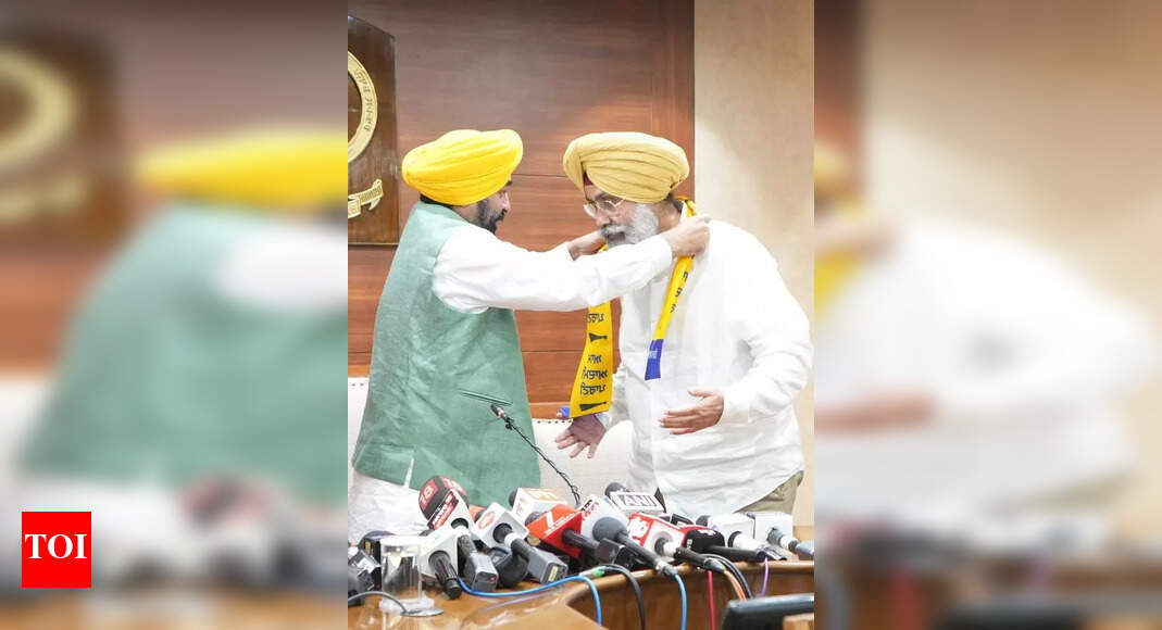 3-time MLA, who quit SAD in 2024, joins AAP in Tarn Taran | Chandigarh ...