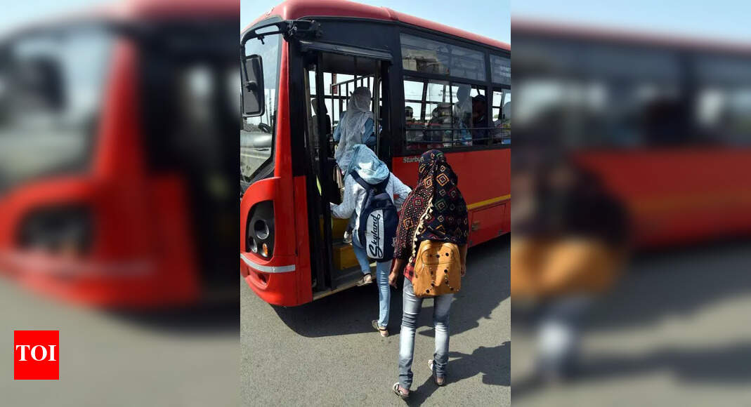 Aapli Bus Sets Ridership Record: Over 1.54 Lakh Passengers in a Day ...