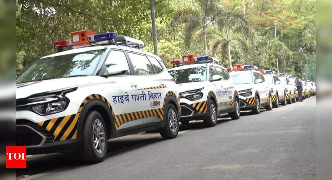 Cops arm up as mobs turn deadly | Patna News - Times of India