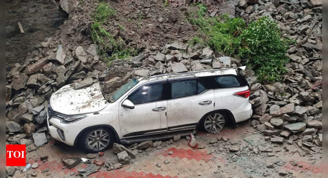 Himachal Pradesh Landslide: Rain havoc in HP, 2 killed in landslides, flash floods reported ...