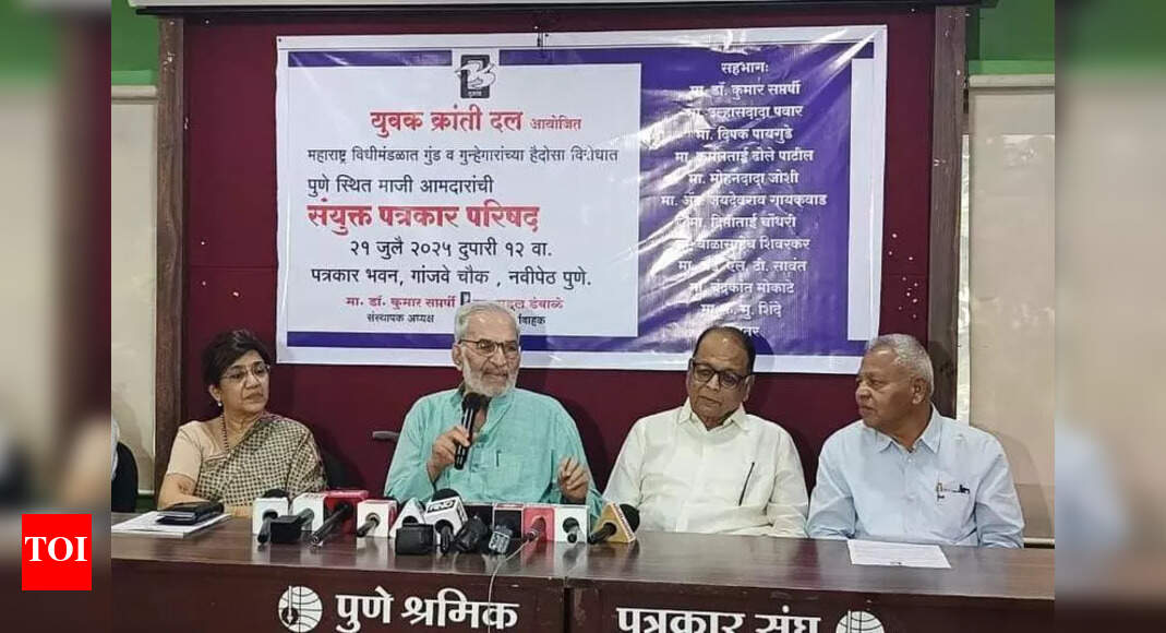 Public movement needed to force elected representatives to improve ...