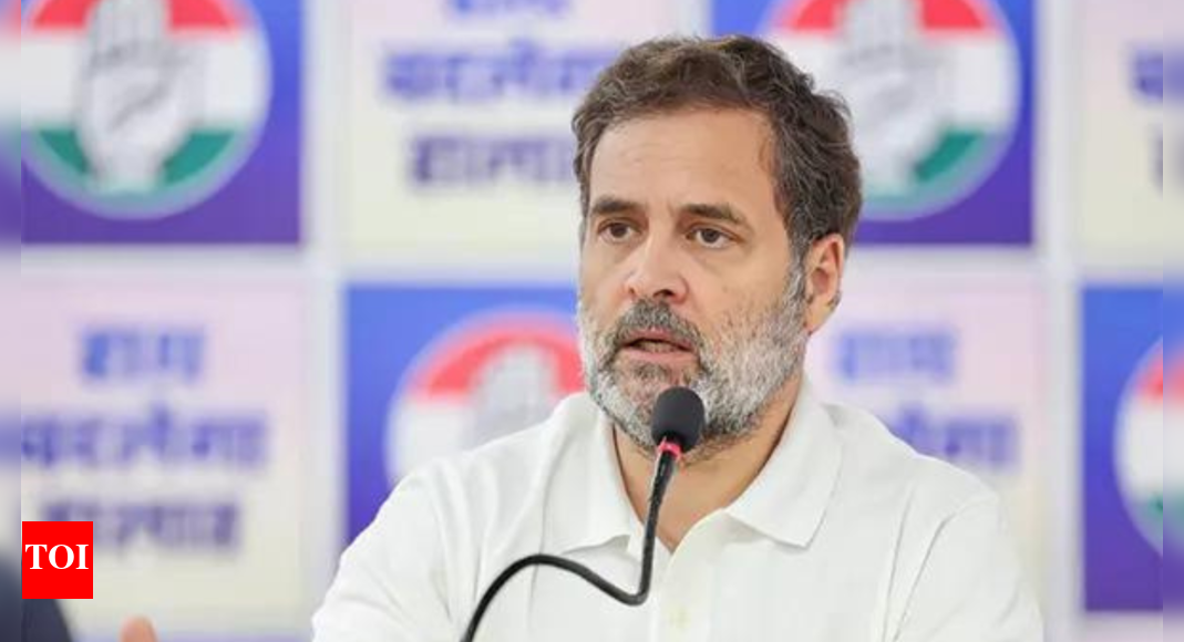Rahul Gandhi: Varanasi court admits case against Rahul Gandhi for remarks against Sikhs ...