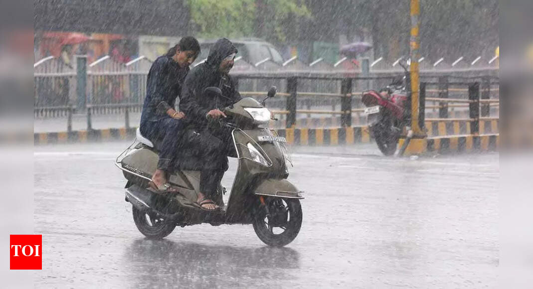 Intermittent rain brings down temperature to season’s normal | Indore ...