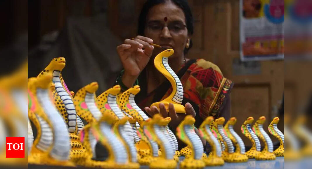 No puja of live cobra this Nagpanchami as well in Battis Shirala, MLA ...