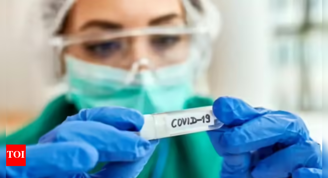 Covid-19 pandemic sped up brain aging, says study - The Times of India