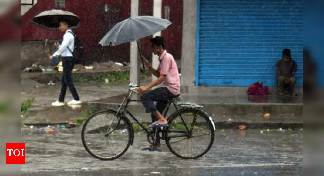 After moderate rainfall on Thu, IMD downgrades red alert to orange ...
