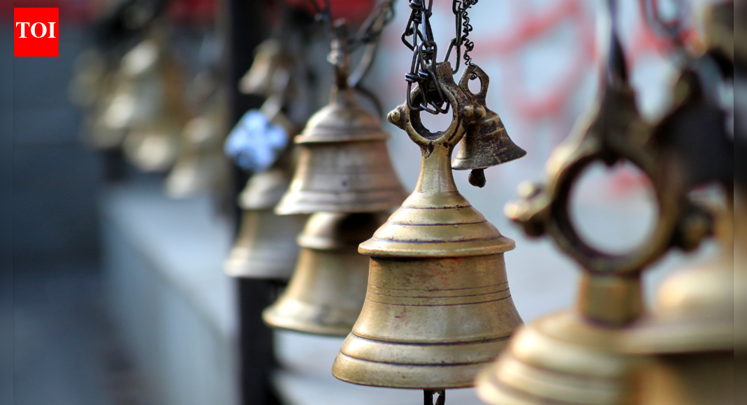 Ringing the temple bell before entering; history and significance