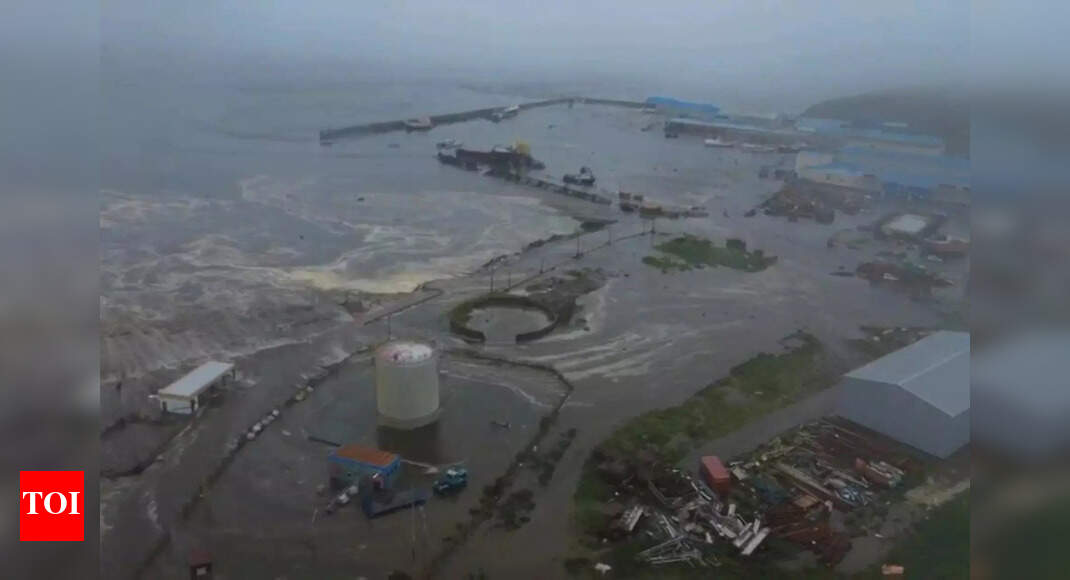 Tsunami Warning Alert News Live: Tsunami hits US west coast after ...