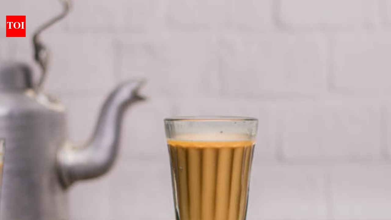 8 best monsoon snacks to enjoy with adrak chai