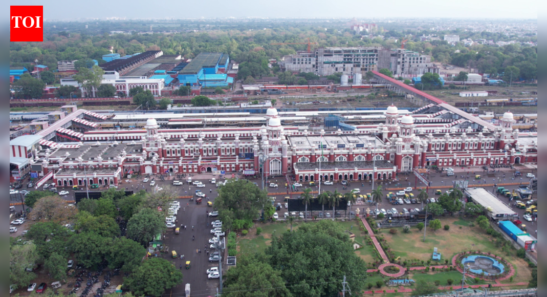 Iconic Charbagh station wheeling towards a modern makeover | Lucknow ...