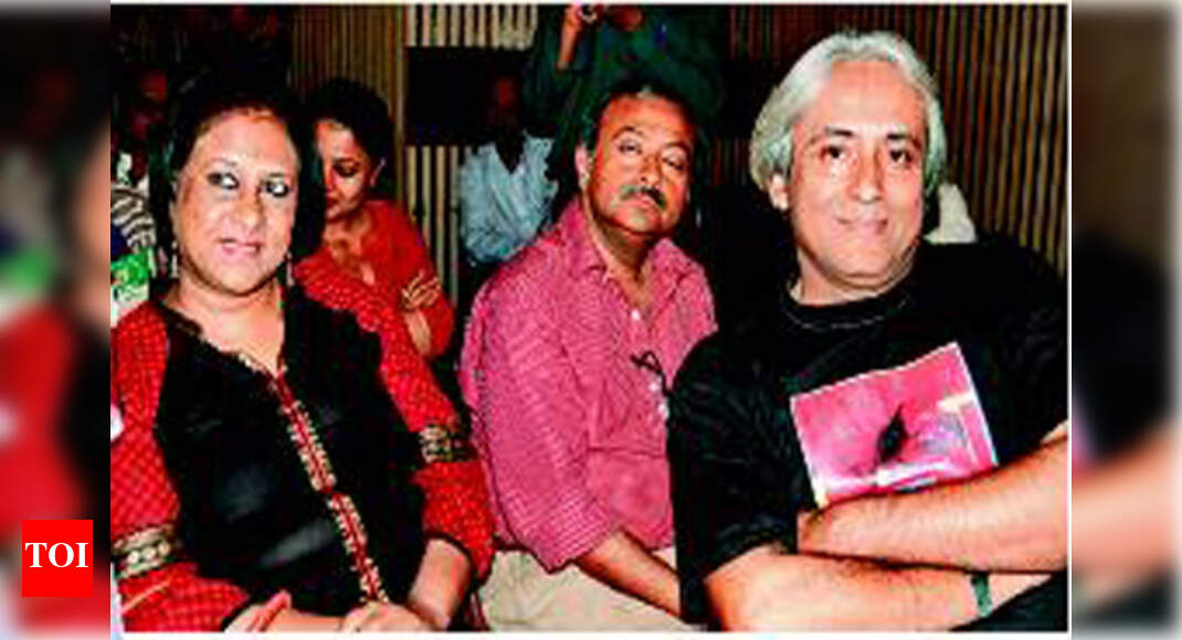 Premiere of 'Pather Sesh Kothay' | Events Movie News - Times of India