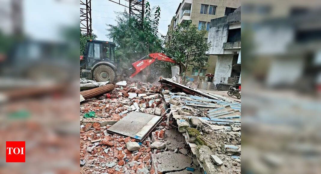 PCMC razes 110 structures to facilitate NH-48 services roads widening ...