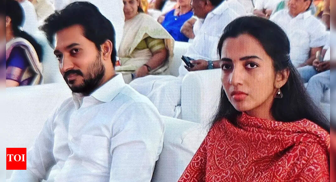 Madhampatty Rangaraj’s public reunion with first wife Shruti stirs a social media storm; pics go ...