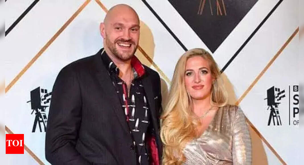 Tyson Fury ties the knot with Paris Fury for the third time in stunning ...