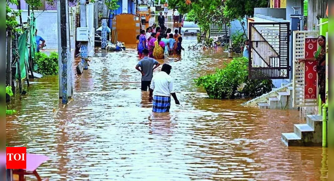 Vijayawada reels under monsoon mayhem: 2 dead, 1 feared missing; rivers ...