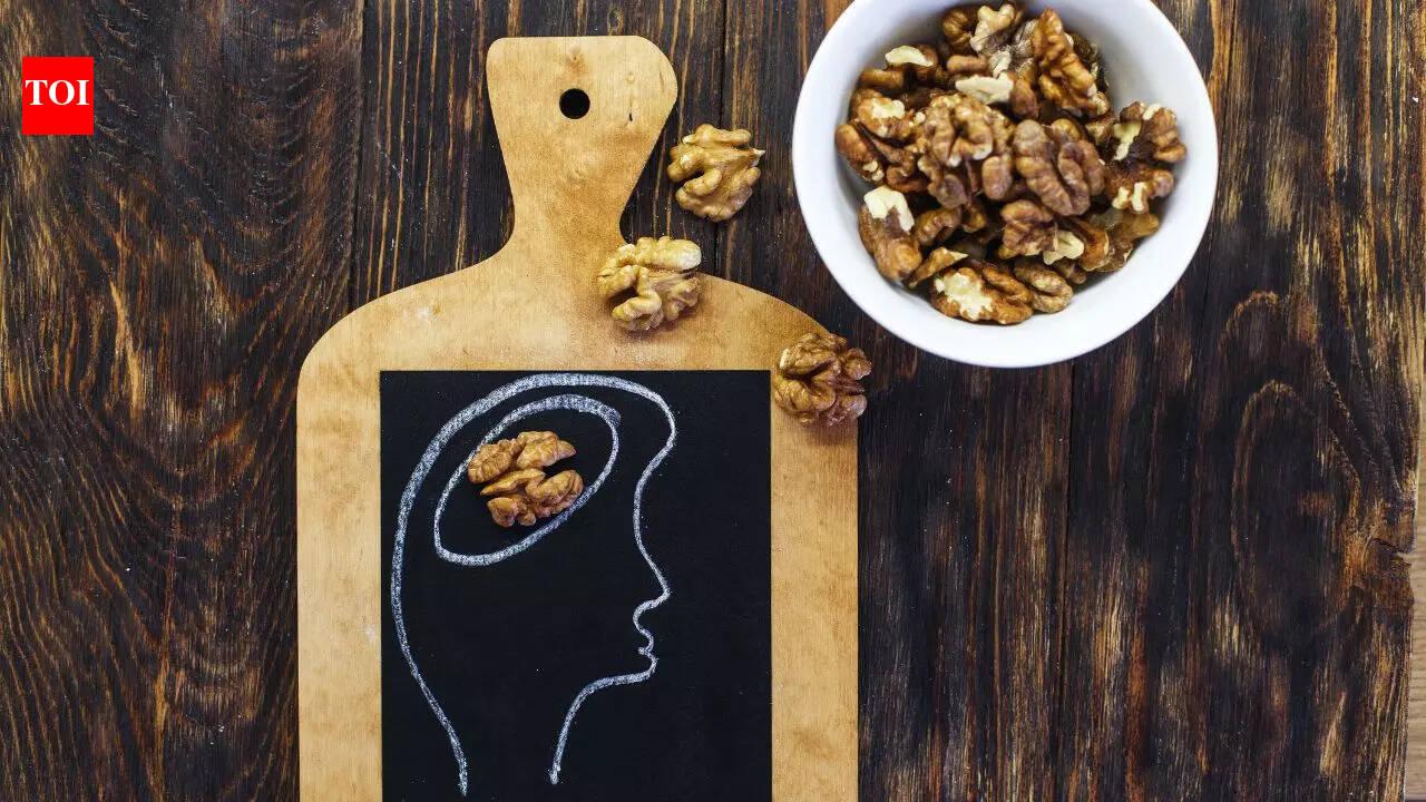 5 reasons why walnuts are considered brain food